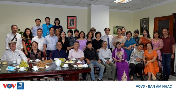 Ban Âm nhạc (VOV3) tổ chức gặp mặt các thế hệ cán bộ, biên tập viên ...