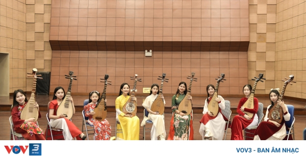 Nghệ sĩ Vũ Diệu Thảo : “Tôi dành tình yêu cho Âm nhạc Dân tộc” | VOV3 ...